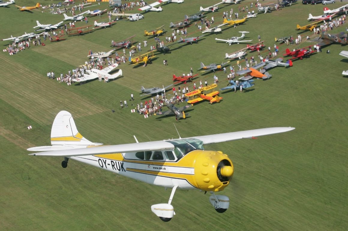 Pick-Up Steam-Punk-Rat-Rod, 12.500cc 7cyl Aircraft-Engine-Cessna-195 ...