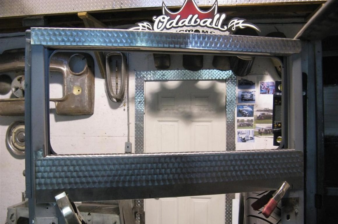 Stony Smith – Oddball-Kustoms – The Bootch – Hot-Rod Sedan 4 doors ...