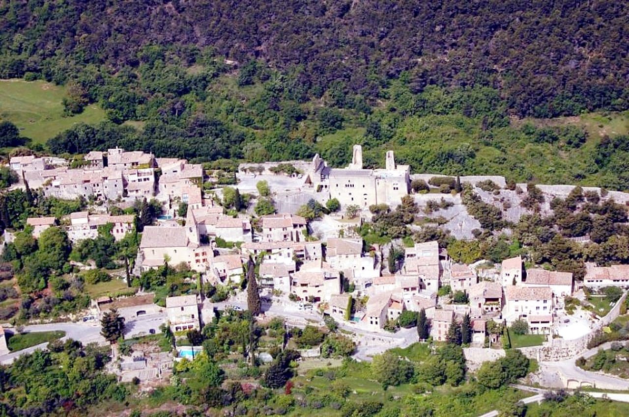 Château du Crestet, Provençe, France… – Gatsby Online