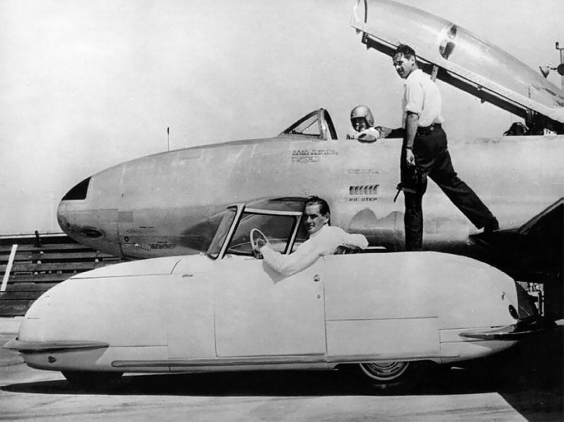 Davis Divan 1947 – Gatsby Online