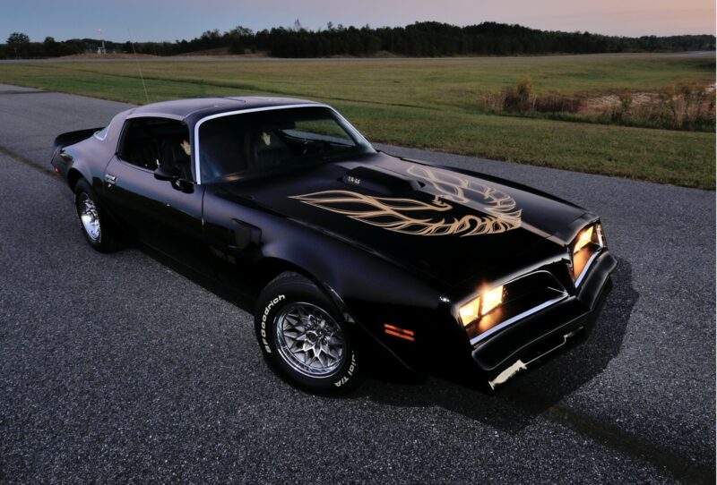 Pontiac Trans-Am 6L6 – Gatsby Online