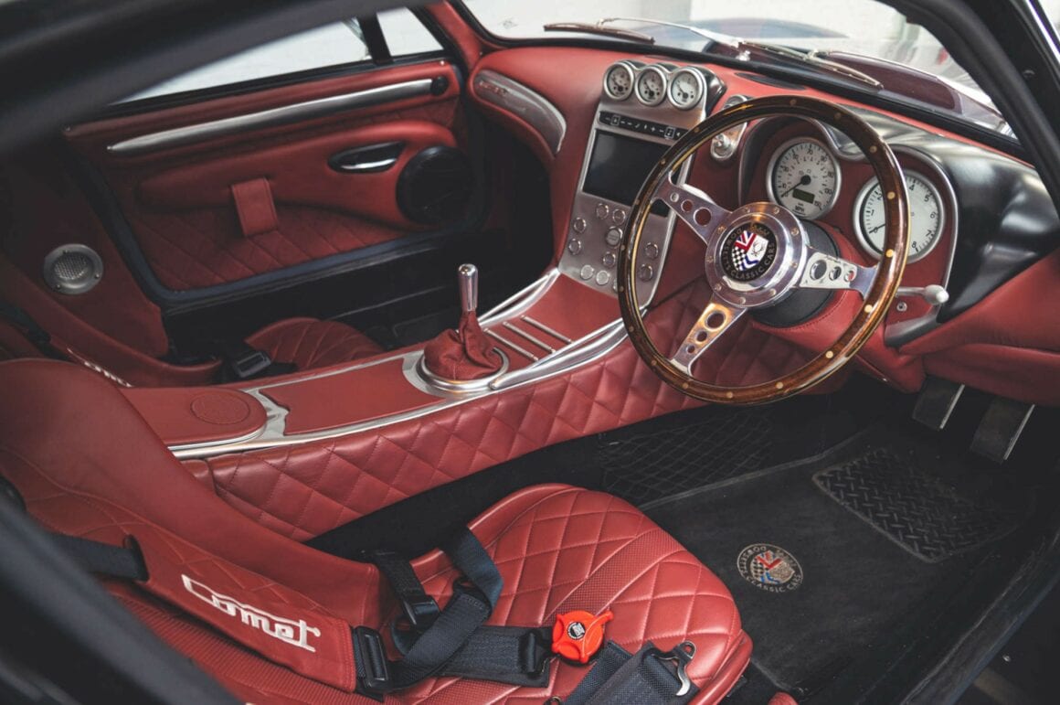 Dowsett-Comet 6L2 V8 2018 – Gatsby Online