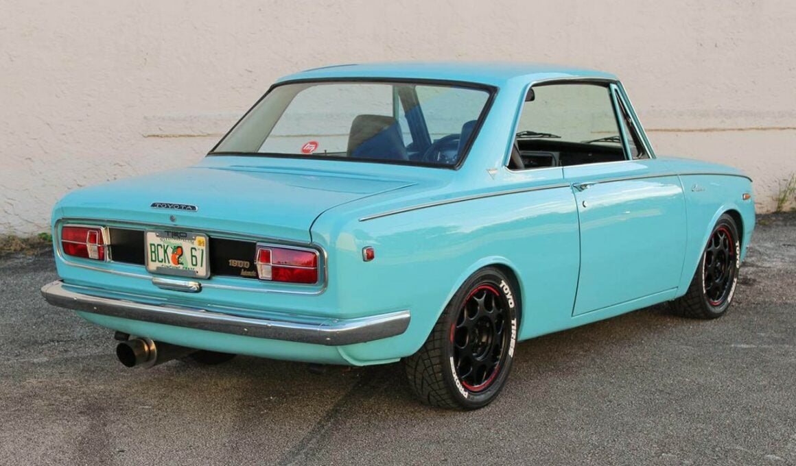 Toyota Corona (virus) Hot-Rod 1968 – Gatsby Online