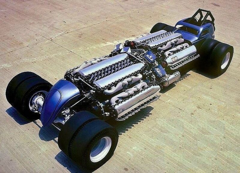 Hot-Rod-T. V12. 27.000cc. 2.000cv. Twin-Blowers… – Gatsby Online