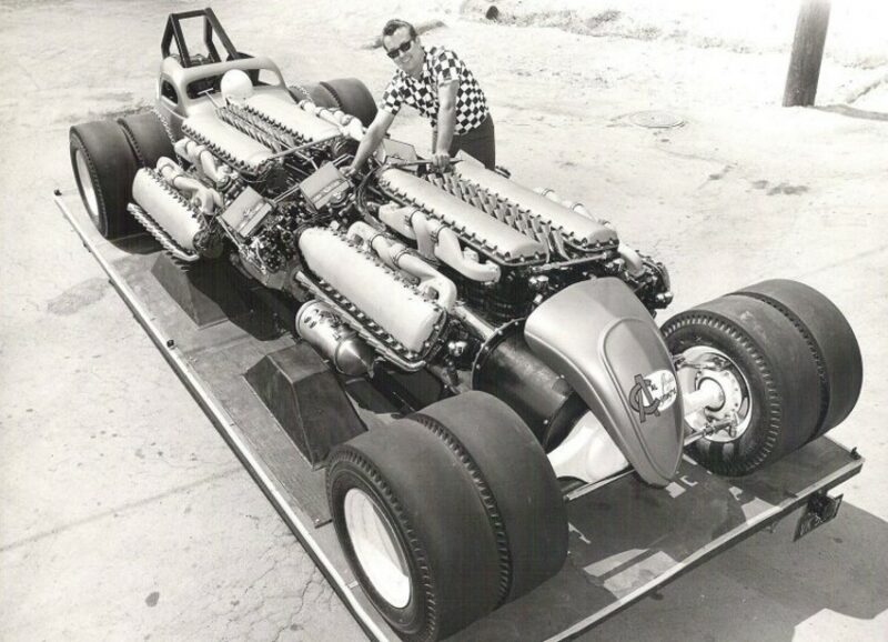 Hot-Rod-T. V12. 27.000cc. 2.000cv. Twin-Blowers… – Gatsby Online