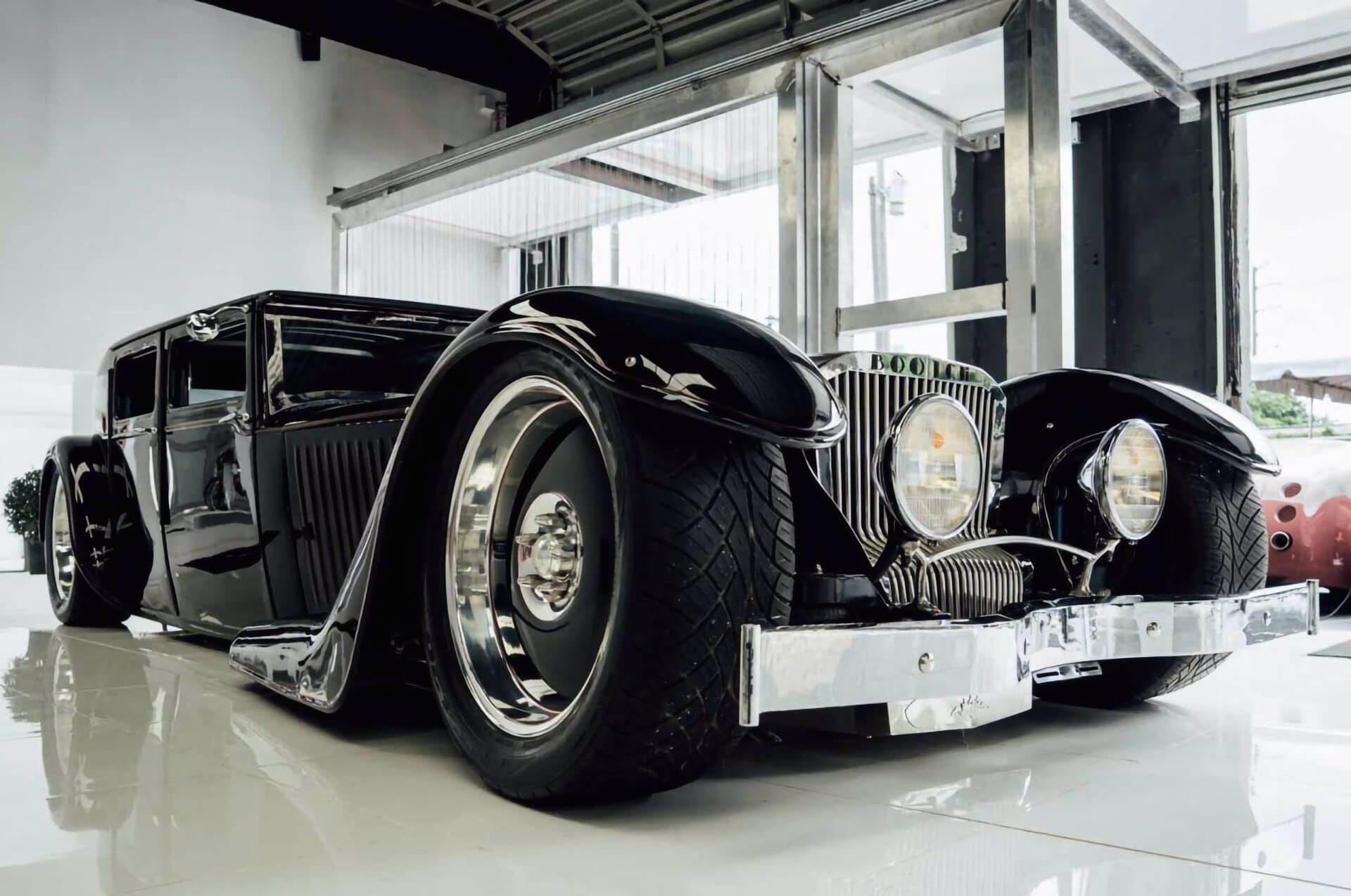 Stony Smith – Oddball-Kustoms – The Bootch – Hot-Rod Sedan 4 doors ...