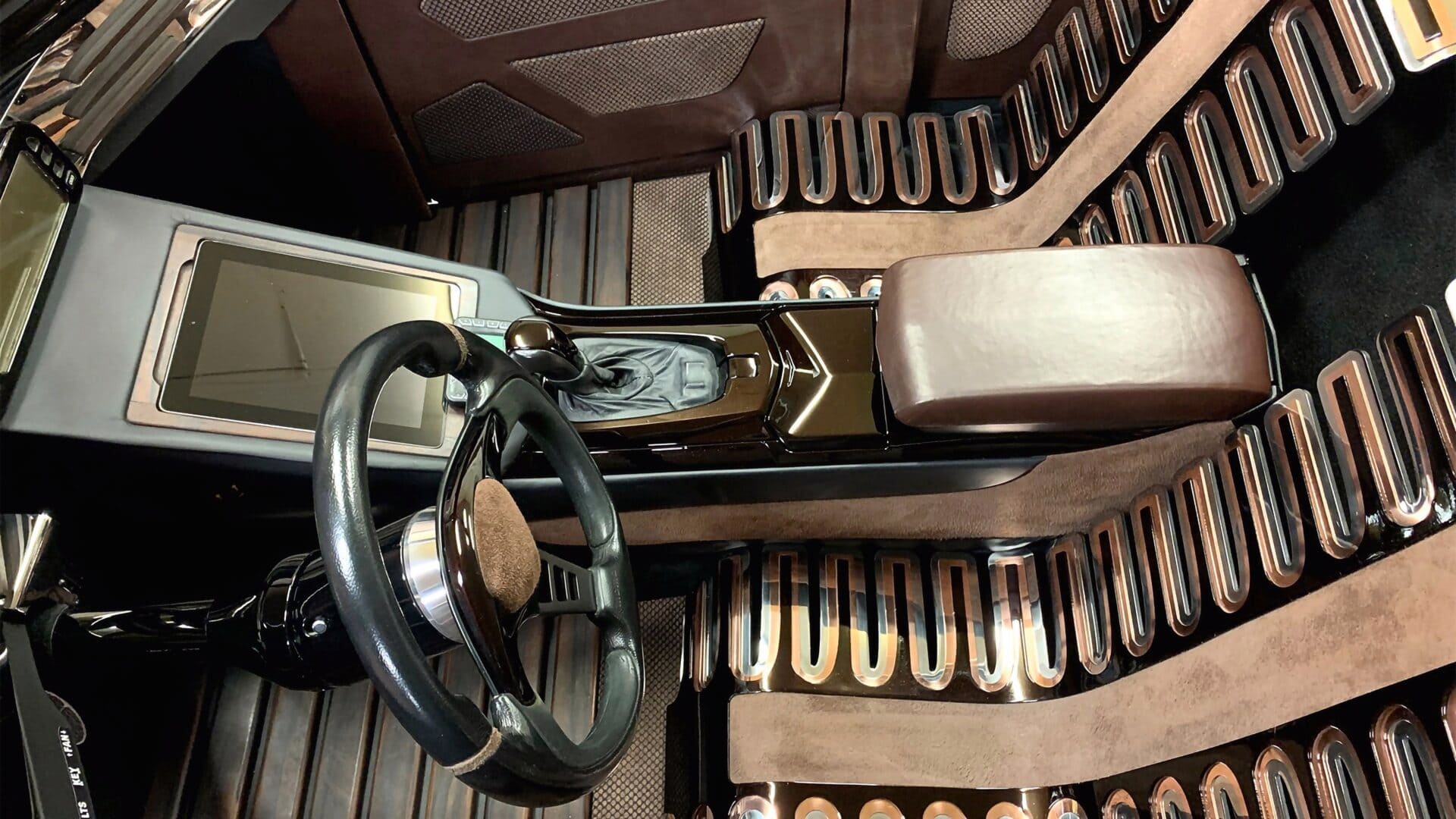 Hot-Rod Durty 30 / 218.900$ – Gatsby Online