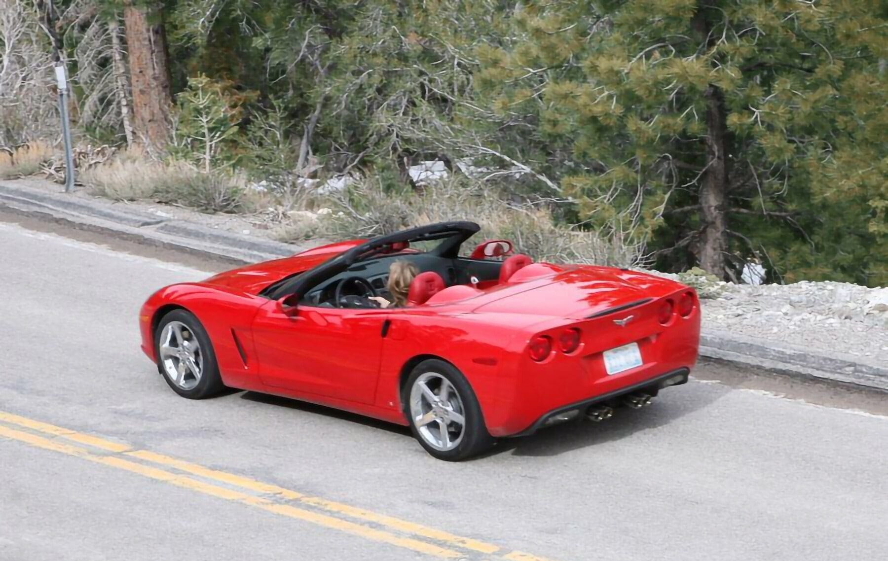 Little Red Corvette : Sex machine… – Gatsby Online